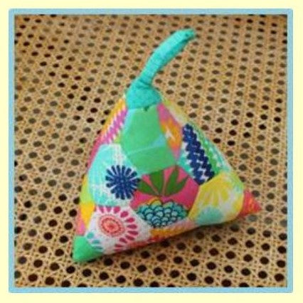 Hexiform Pyramid Pincushion Kit – Little Sewing Co