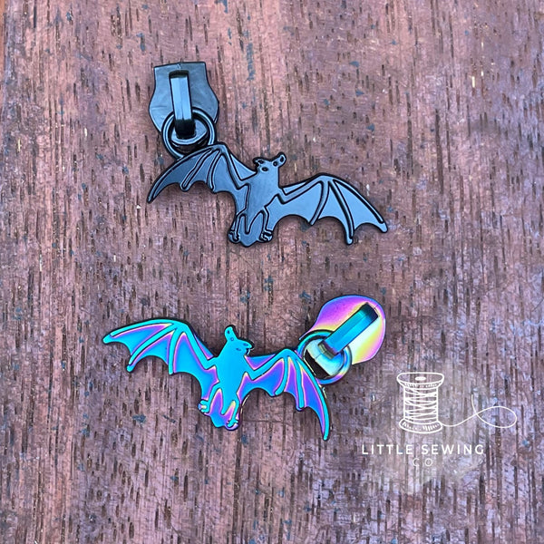 Bats #5 Zipper Pull – Little Sewing Co